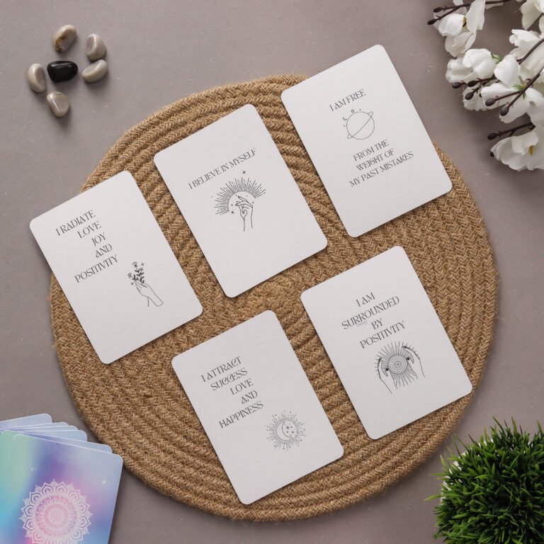Positive Affirmations Deck: 50 Cards to Cultivate Positivity and Self ...